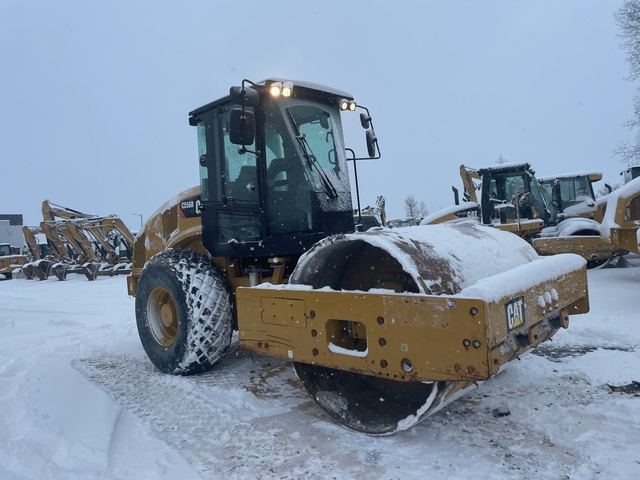 2017 Cat CS56B Smooth Drum Compactor in Bolton, Ontario, Canada ...